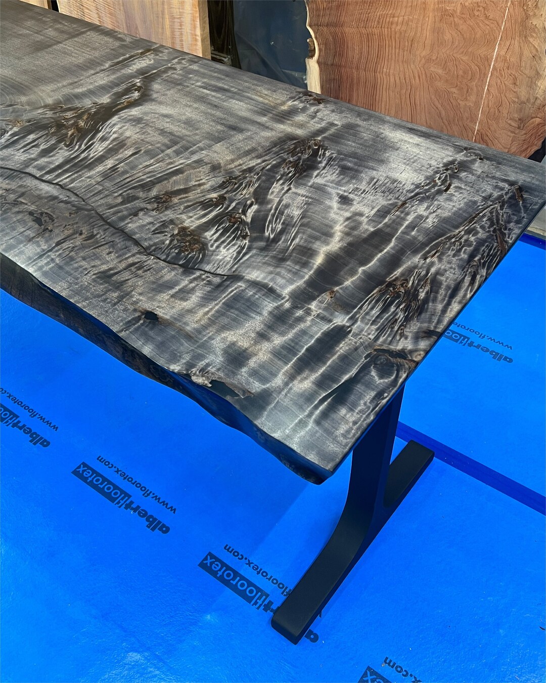 Sunburst Mappa Burl Desk: Black Wishbone Legs, Hydrophobic Finish - Etsy