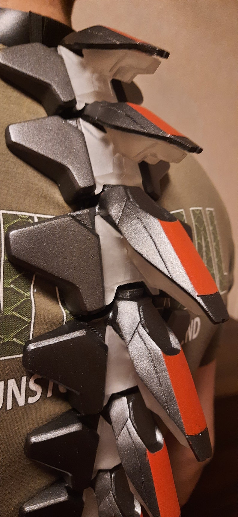 Cyberpunk Spine - Black Metallic - Etsy