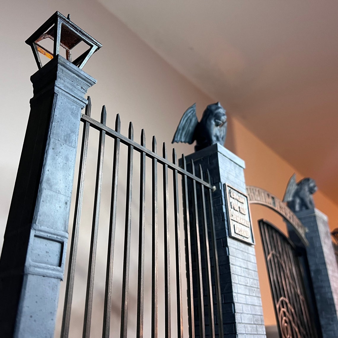 Arkham Asylum Diorama Mcfarlane Sized - Etsy