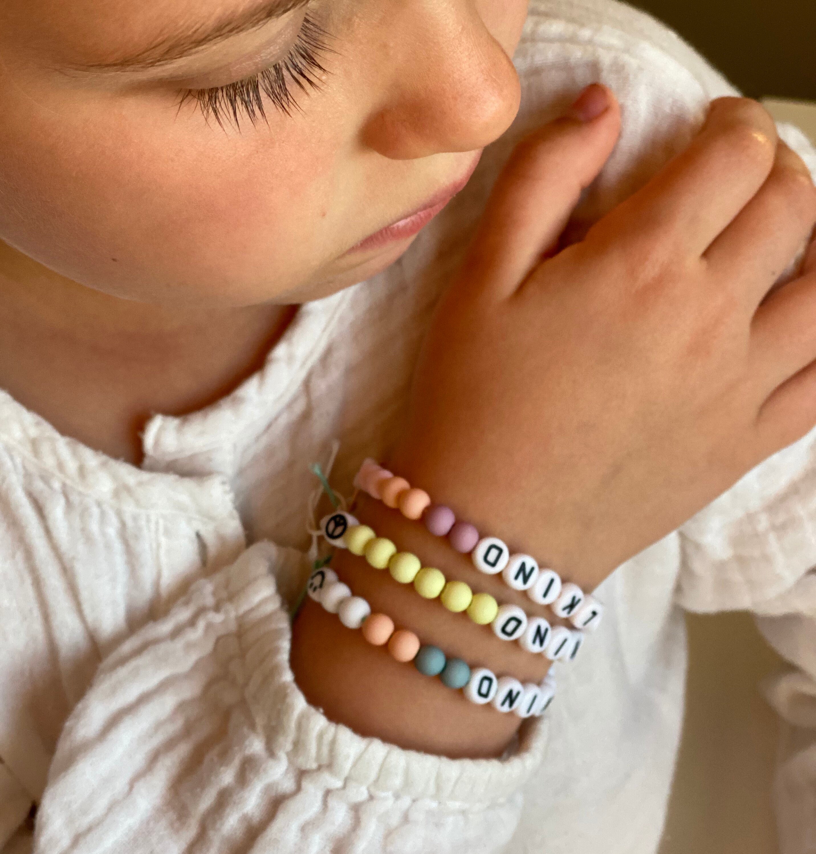 Armband Schulkind I Multicolor Perlenarmband I Buchstaben I - Etsy.de