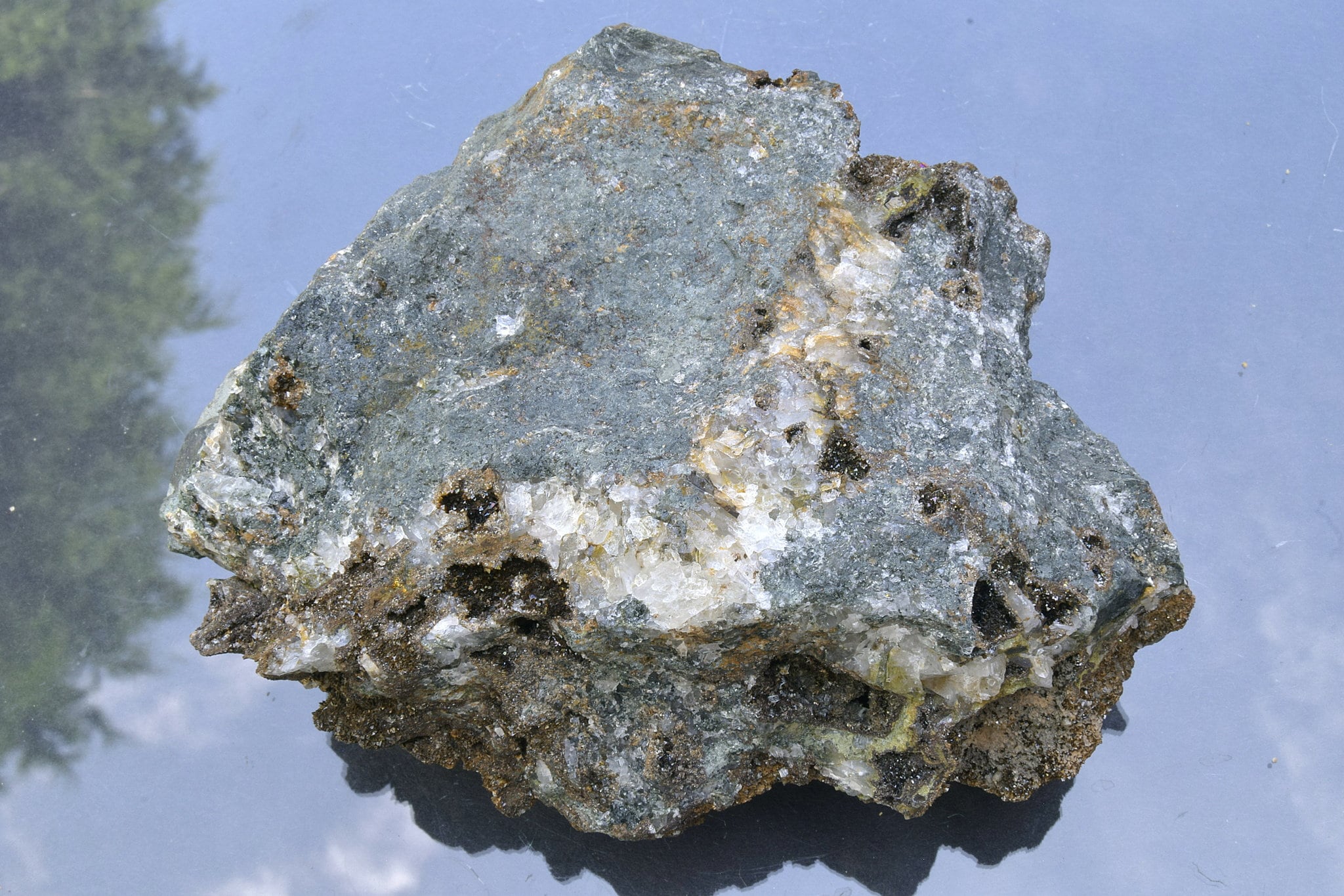 Francolite Var. Apatite and Siderite From Wheal Josiah, Devon Great ...