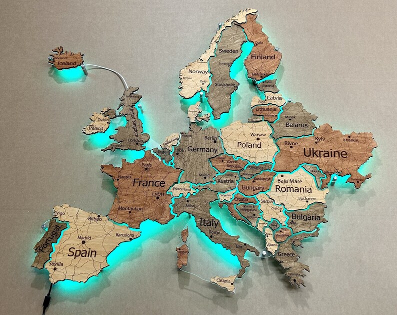 LED Europe Map Wall Art on Acrylic Base, Illuminated 3D Travel Tracker ...