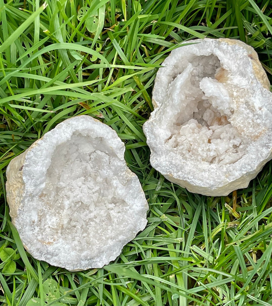 Crystal Quartz Geode, Rock, Stone, Geode, Crystal, Quartz, Genuine - Etsy