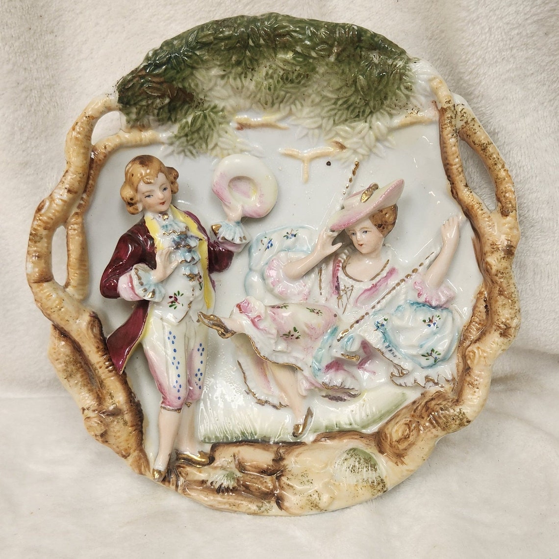Vintage Mid Century Colonial Couple Plaster Wall Plate Home Decor ...