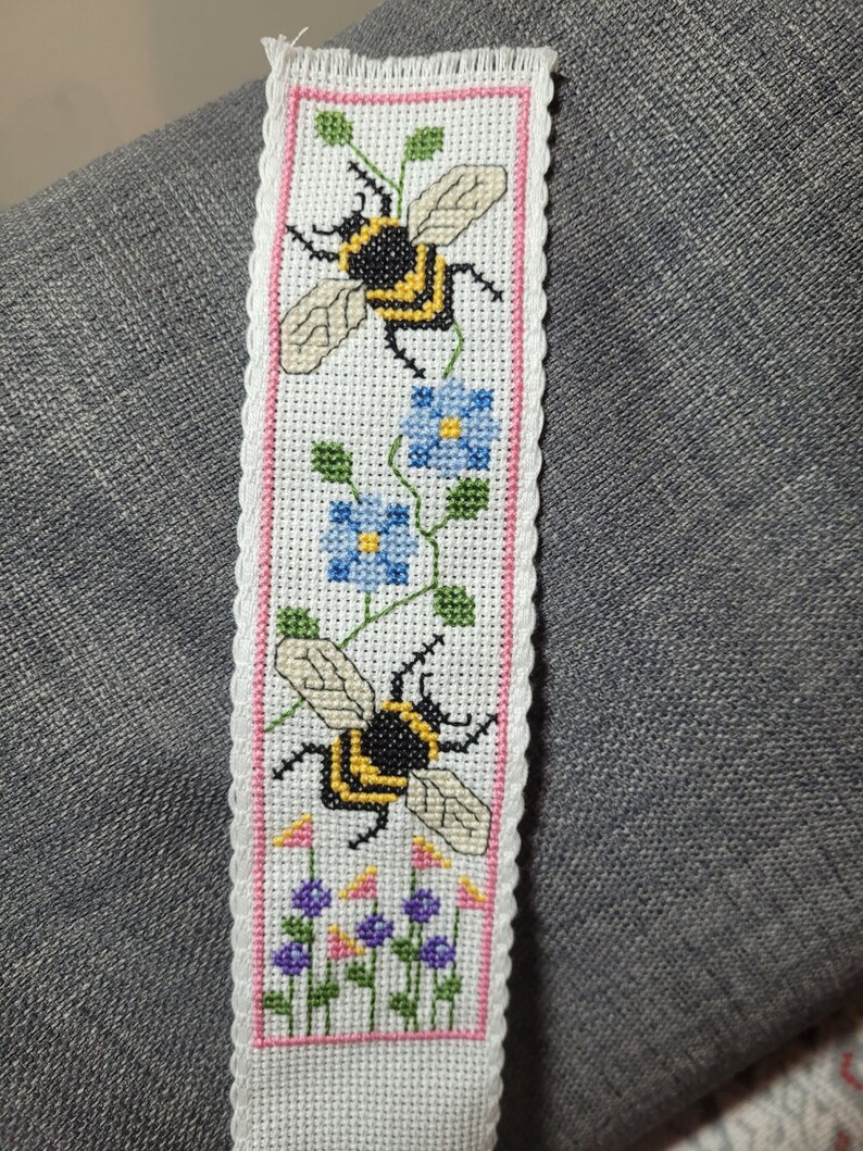 Busy Bees Bookmark Cross Stitch PDF, Downloadable Cross Stitch Pattern ...