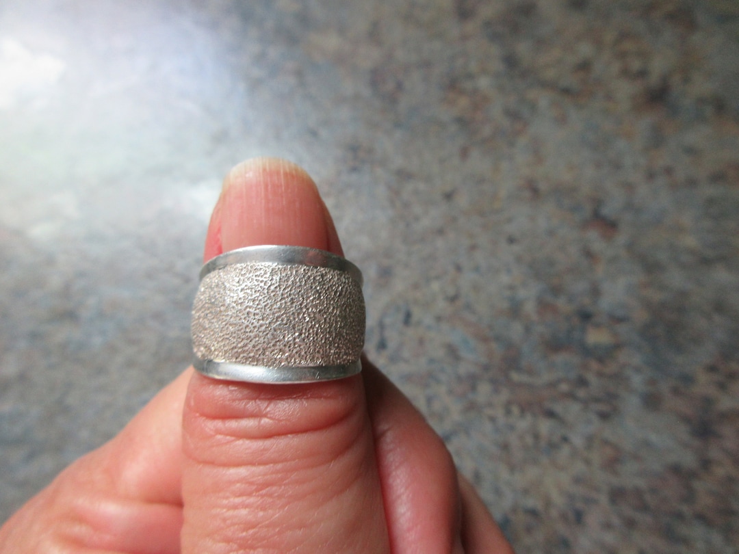 Sterling Silver Laser Cut Band Ring Size 6 - Etsy