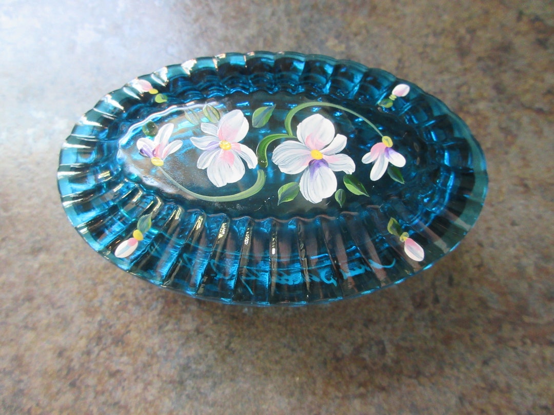 Vintage Fenton Hand Painted Colonial Blue Trinket Box - Etsy
