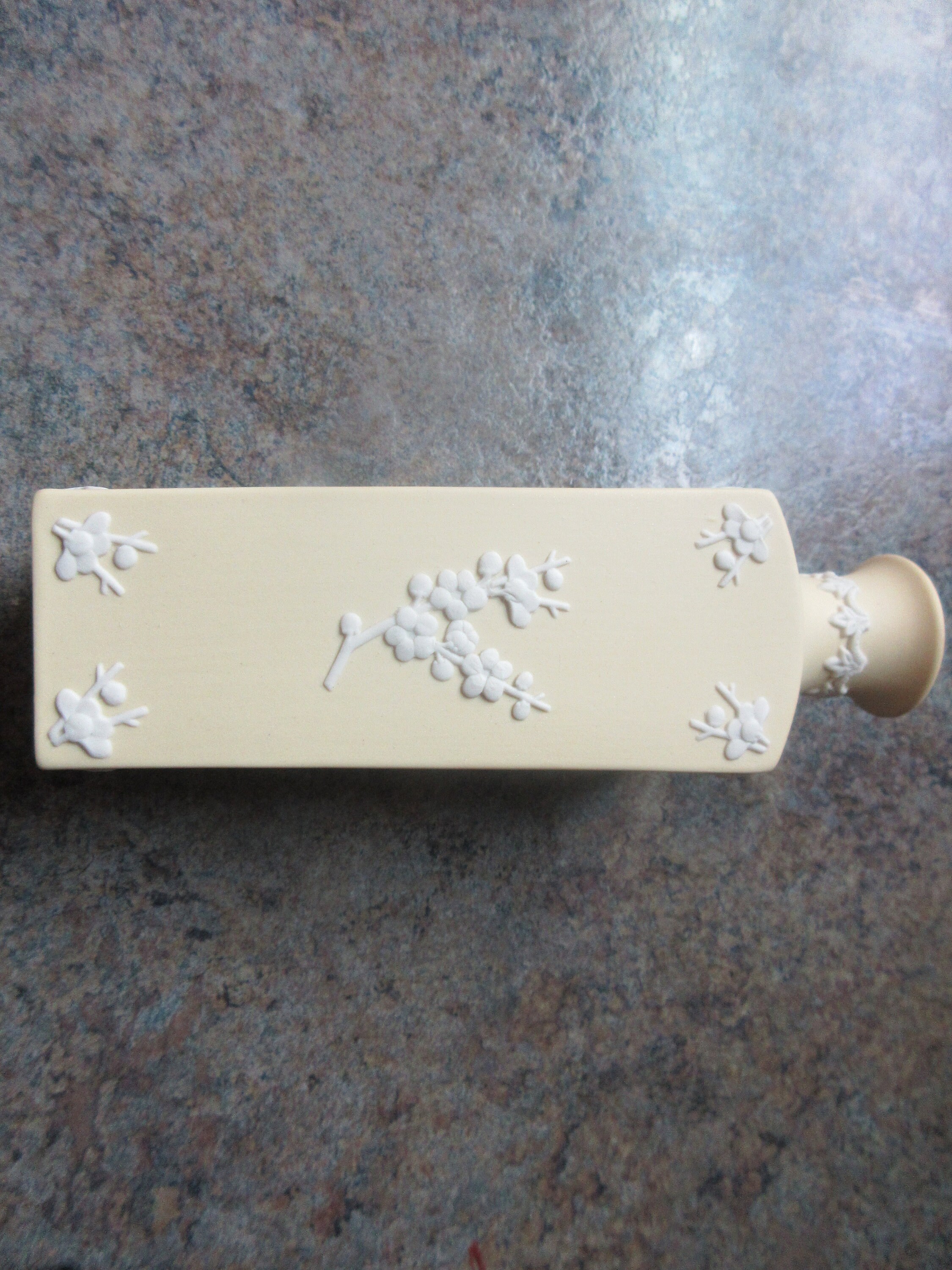 Rare Wedgwood Primrose Yellow Jasper Ware , Prunus Blossoms Pattern - Etsy