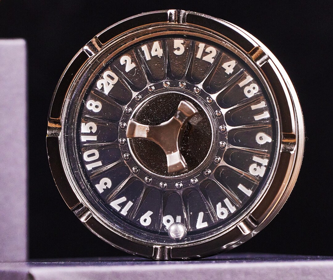 Black Compass Metal Dnd Dice Set for Role Playing Games, Metal Dungeons ...