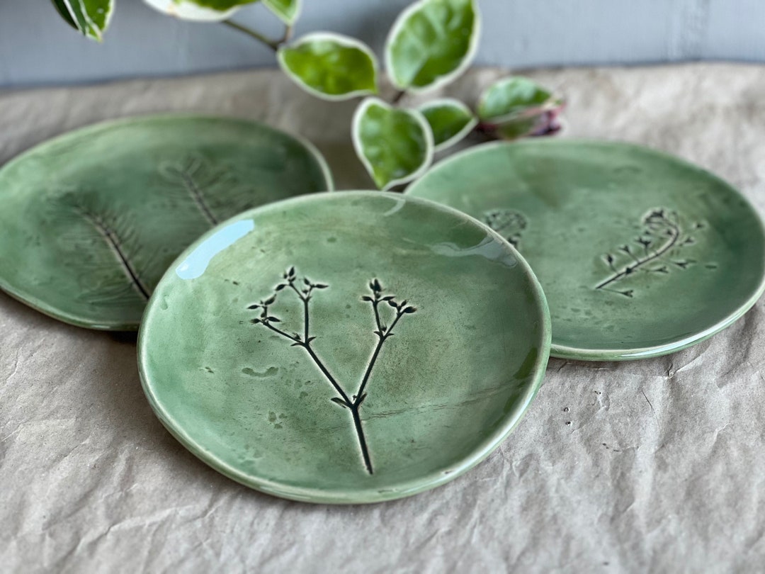 Ceramic Botanical Plates With Plant Imprint Green With Leaf or Flower ...