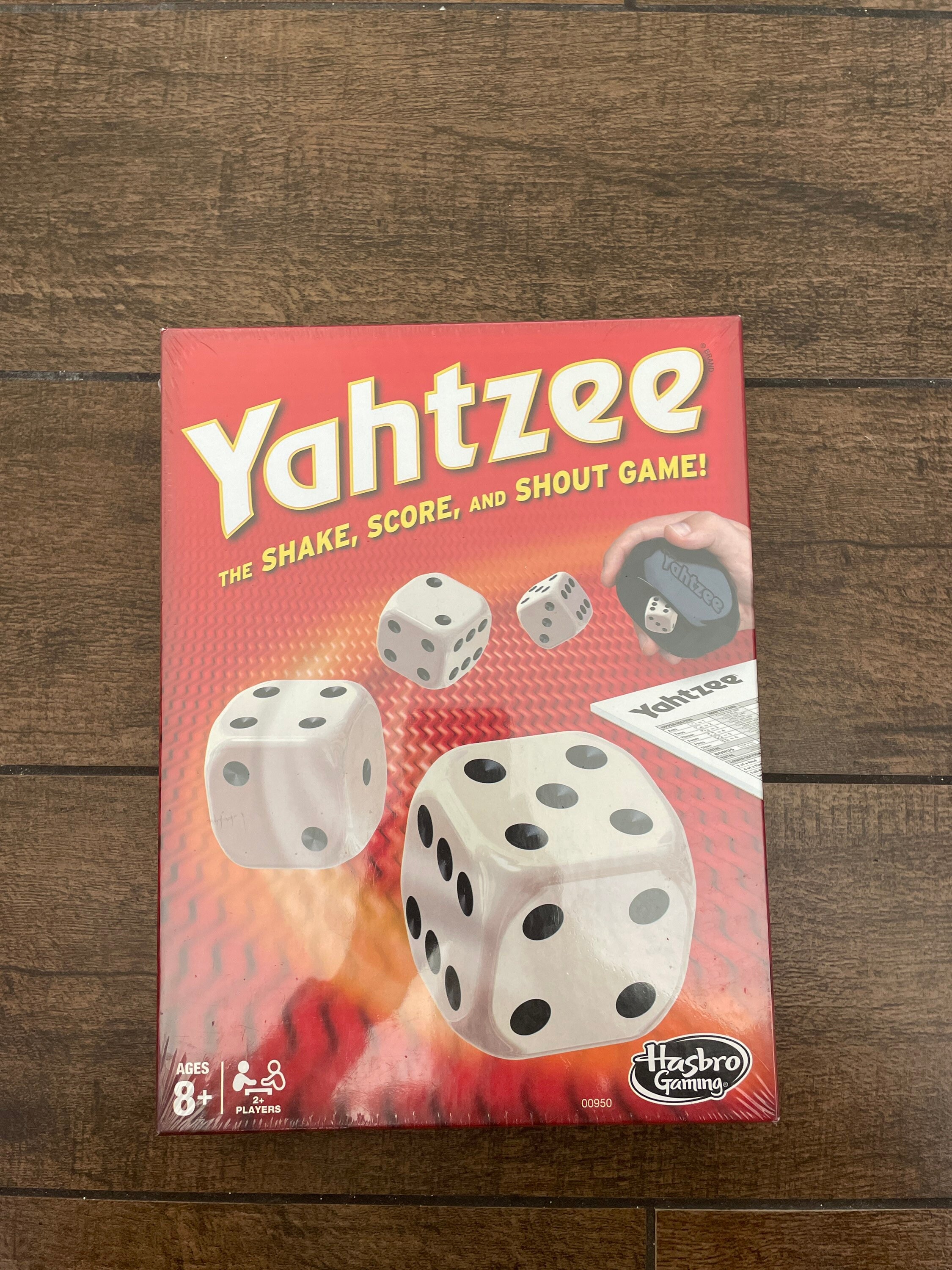 Travel Yahtzee Score And Shake