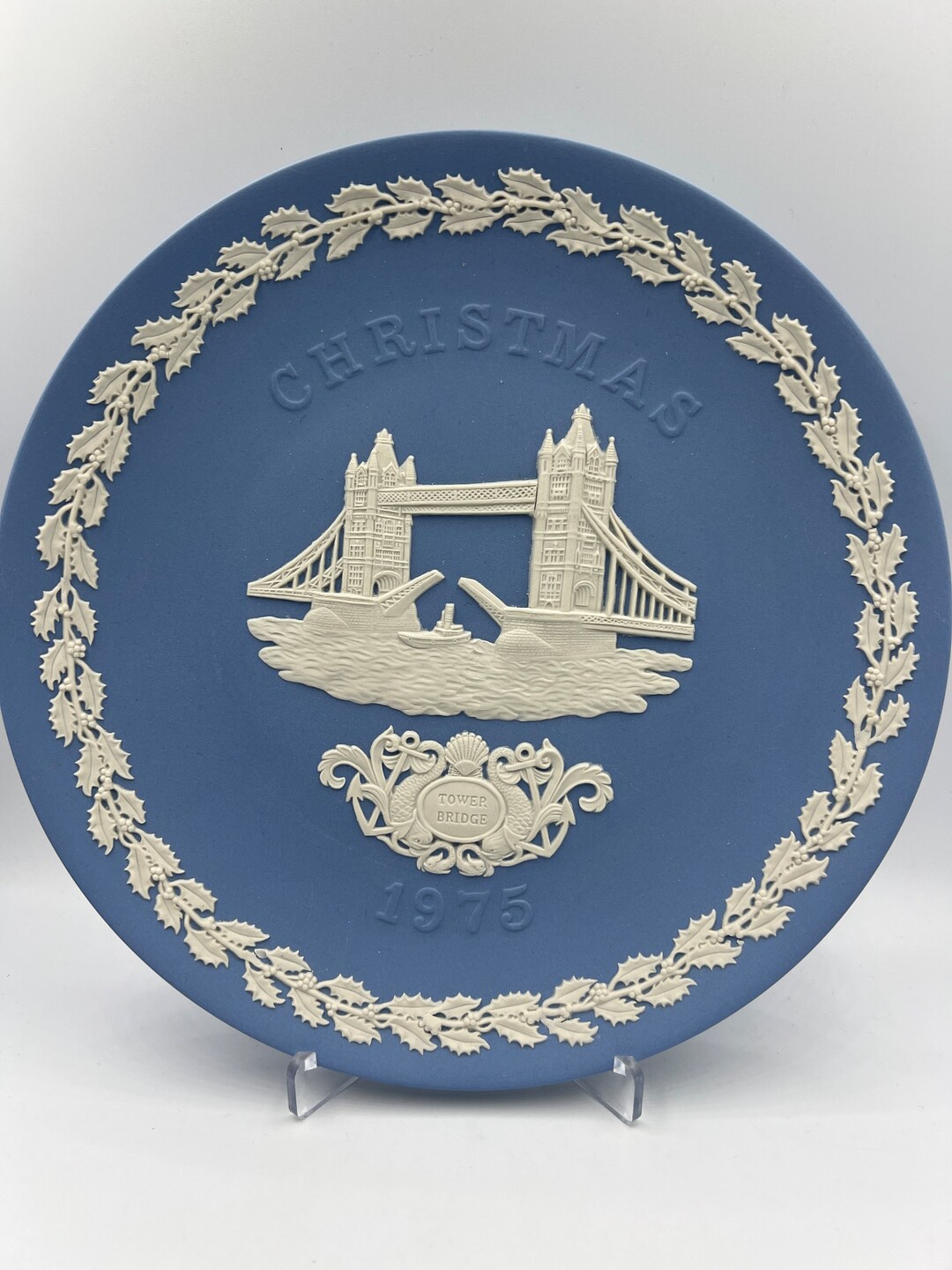 Wedgwood Jasperware Tower Bridge Christmas Plate 1975 Blue White 8.5 ...
