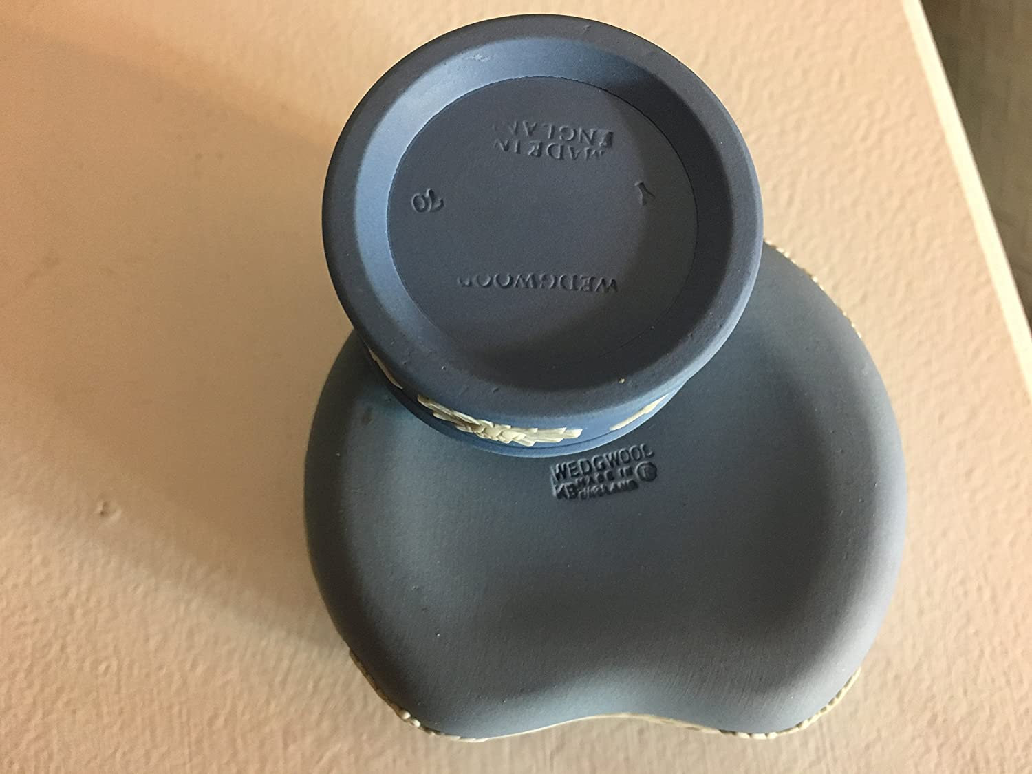 Wedgwood Kidney Shaped Trinket Box and Round Miniature Trinket - Etsy