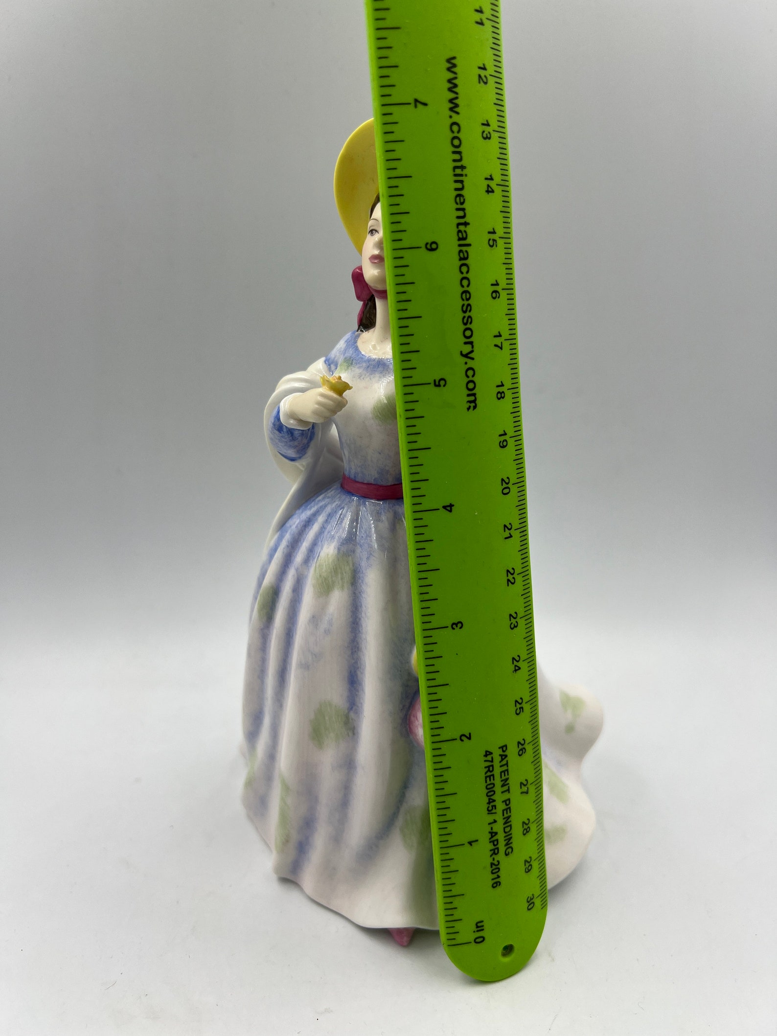 Elegant Royal Doulton Pretty Ladies 2007 CLARE Figurine HN 5091 - 7 ...