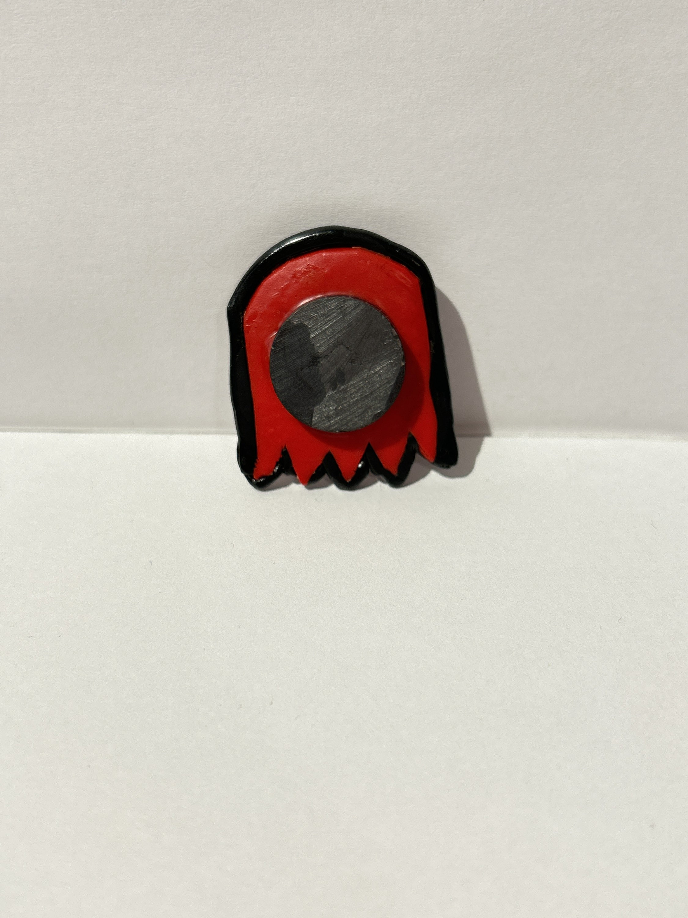 Pac-man Blinky Red Ghost 2D 1 Magnetic Clay Figurine Glazed With Goggly ...