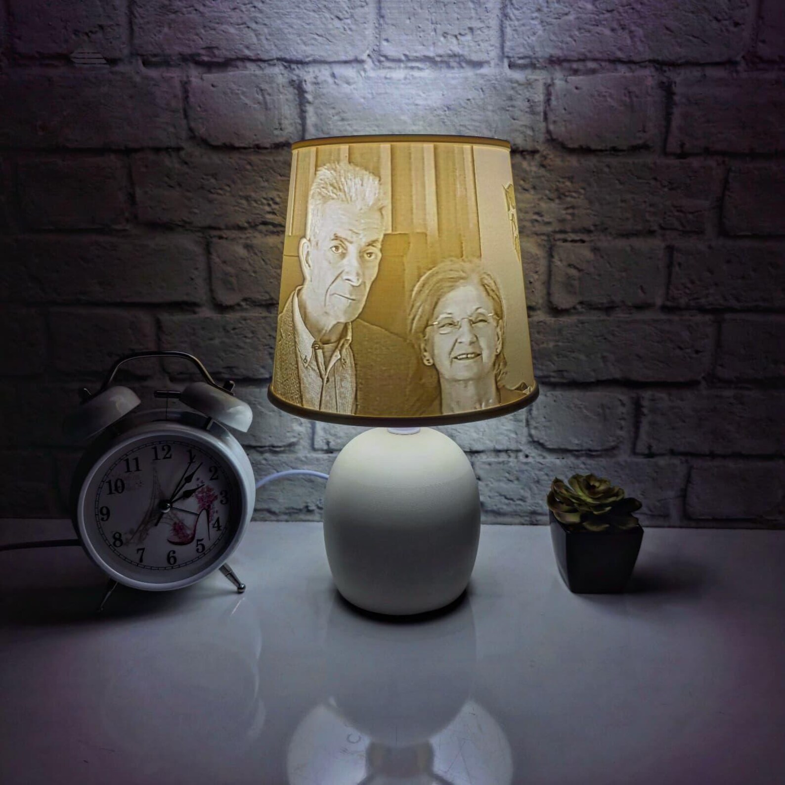 Customized Lithophane Lamp Shade, 3D Printed Photo Lamp With Ceramic ...