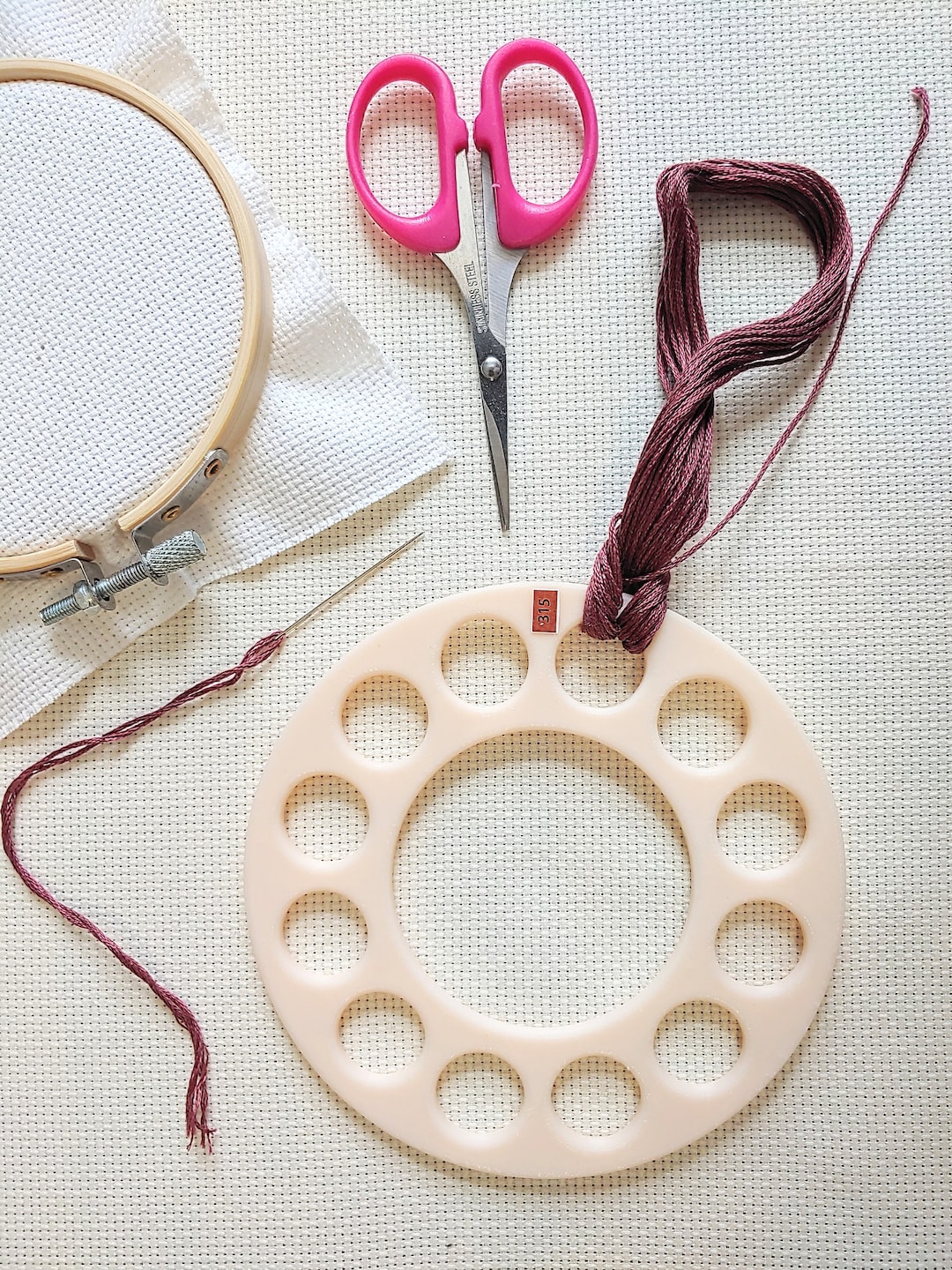 3D Printed Thread Holder, Floss Holder, Round - Etsy