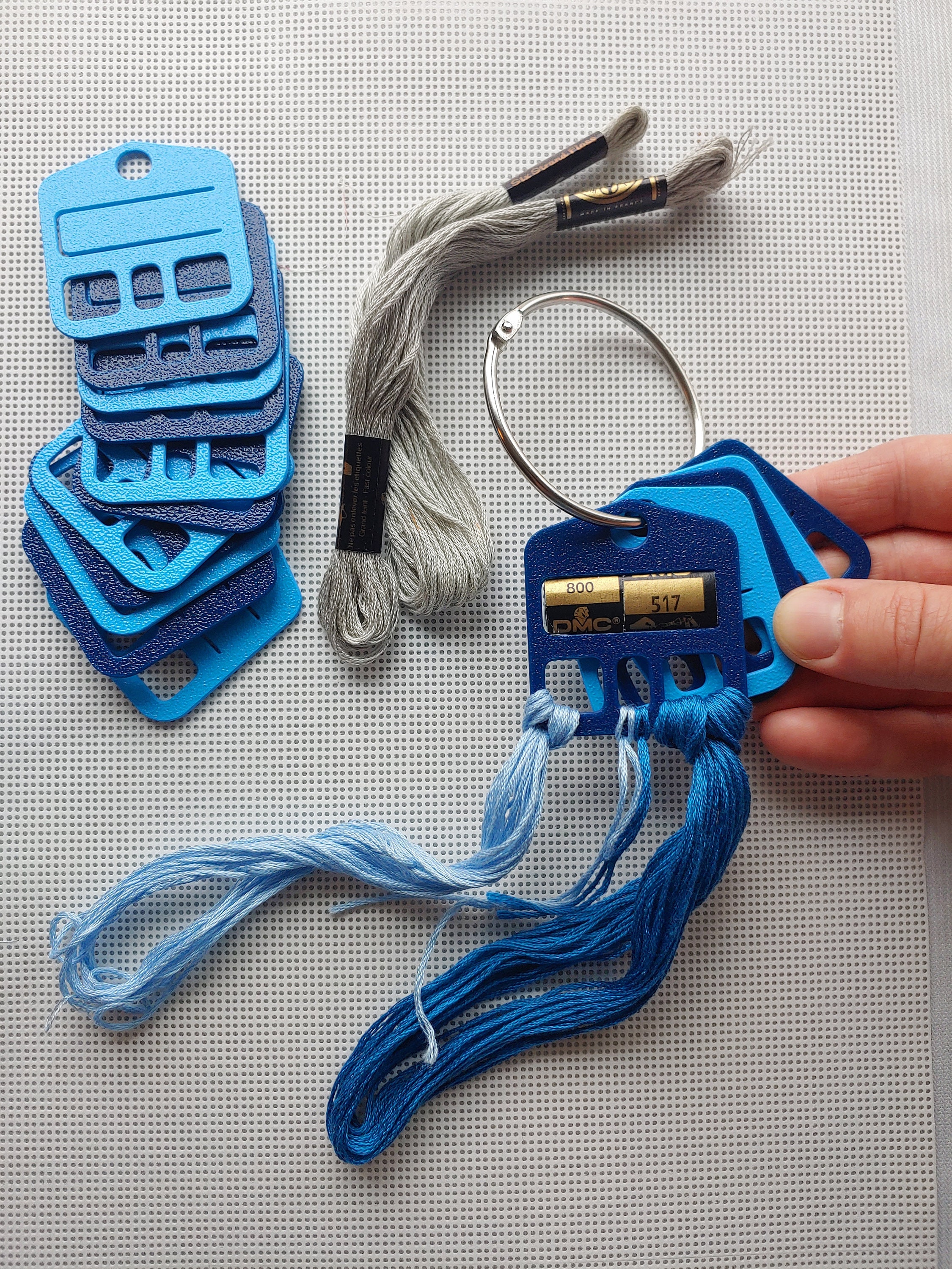 3D Printed Blending Floss Drops With DMC Label Slot - Etsy