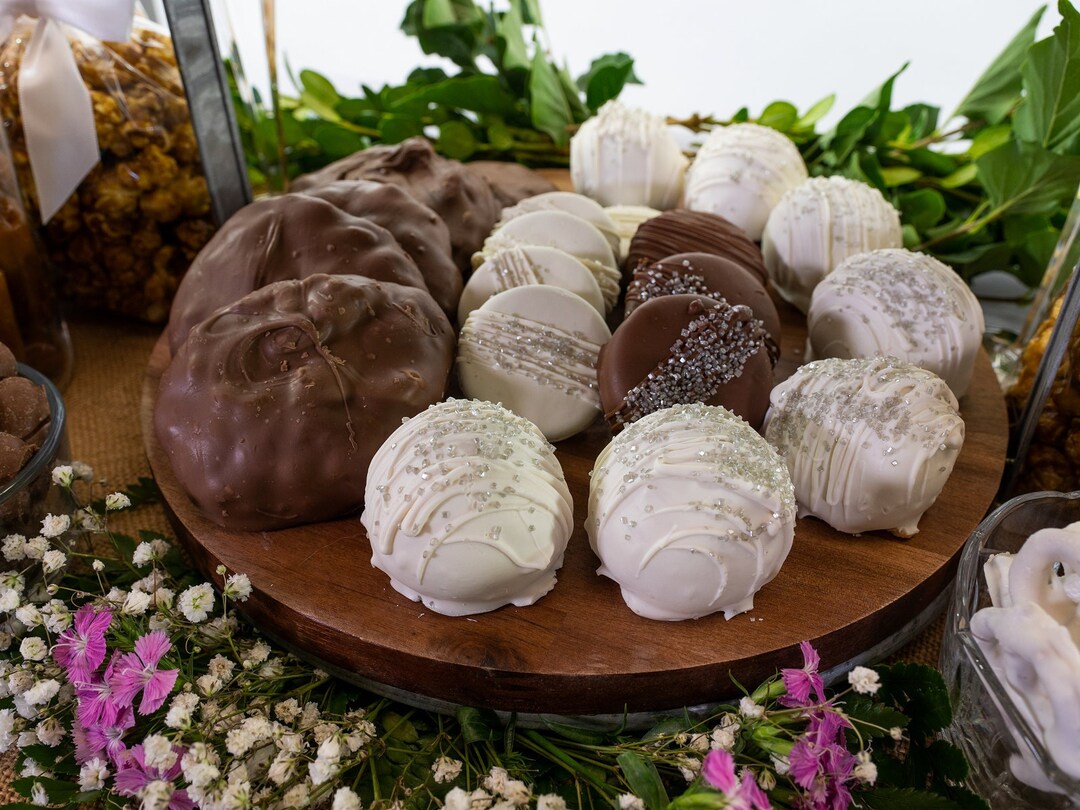Peanut Butter Snowballs Gift Box of 6 Peanut Butter White Chocolate ...