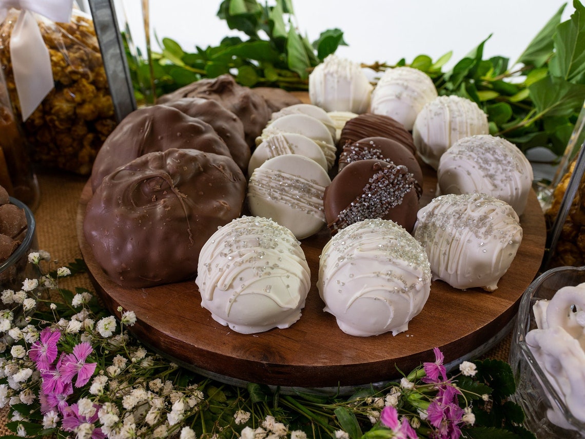 Peanut Butter Snowballs Gift Box of 6 Peanut Butter White Chocolate ...