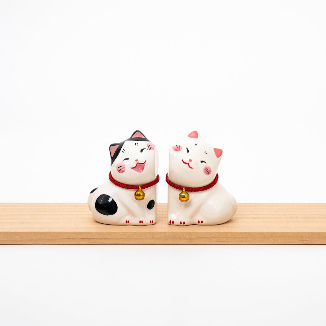Cute Mini Ceramic Black and White Cat Figurine Japan Cute Cat Decor ...