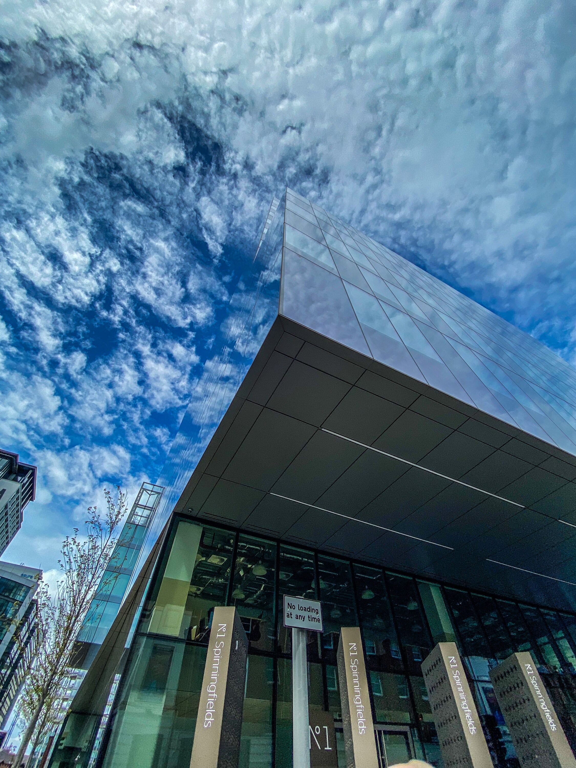 The Great Disappearing Building - Etsy.de