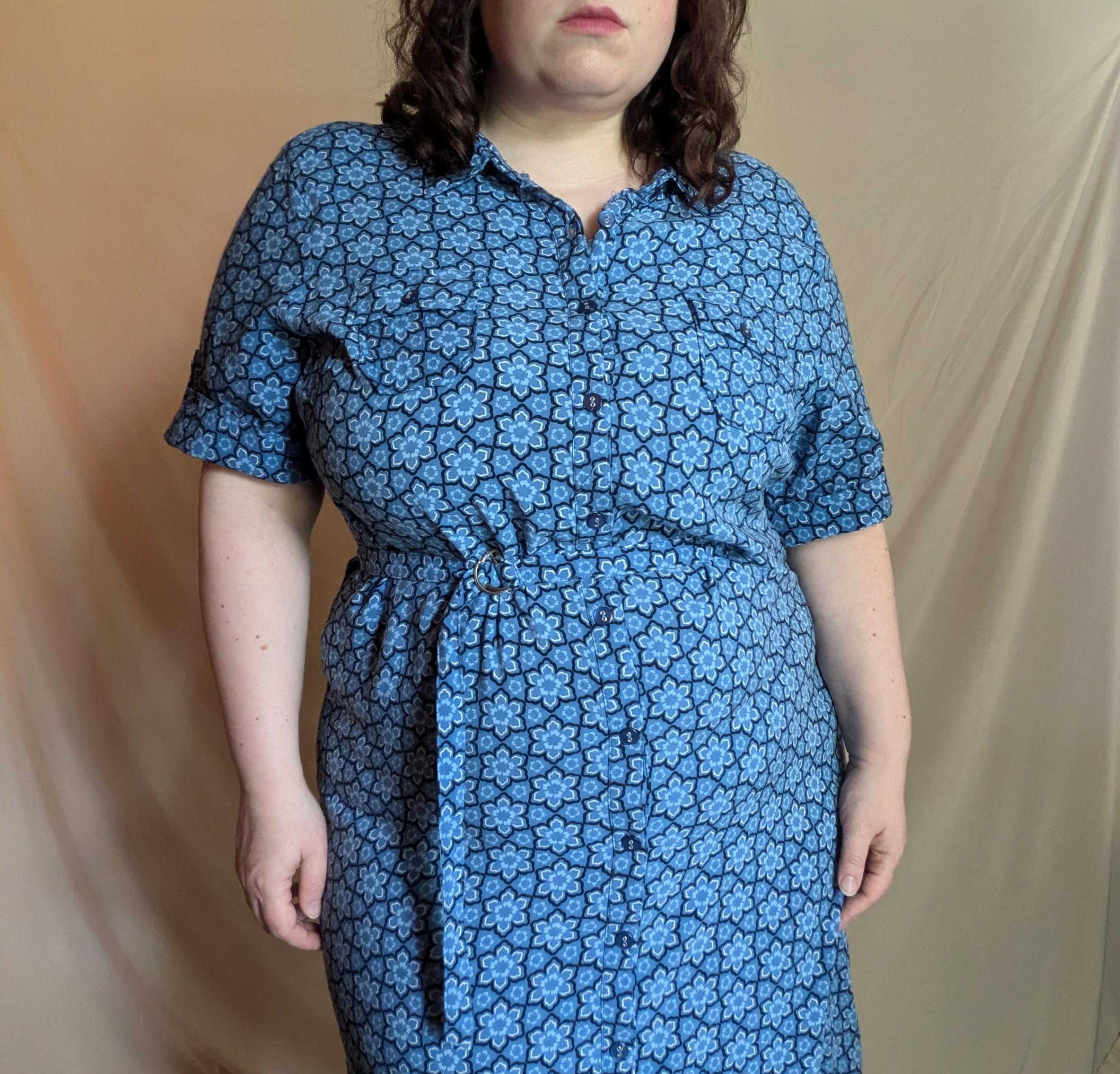 Plus Size / Bust 50 / Waist 48 / Hip 52 / Vintage 90s 00s Blue Floral ...