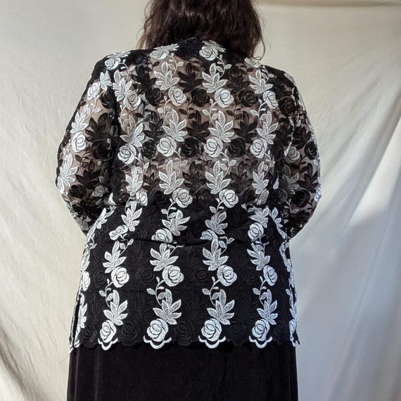 Plus Size / Bust 48 / Vintage Climbing Rose Lace Shee… - Gem