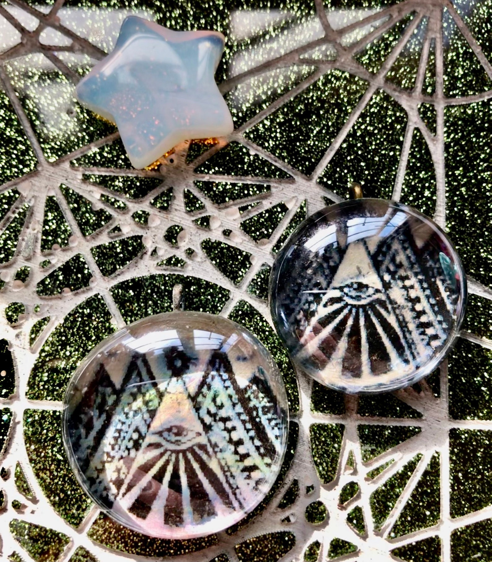 Trippy All Seeing Eye Evil Eye Pyramid Handmade Glass Pendant - Etsy