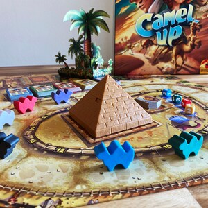 CAMEL UP (2018 Edition Only, Regular OR Colorblind Friendly) Meeple ...