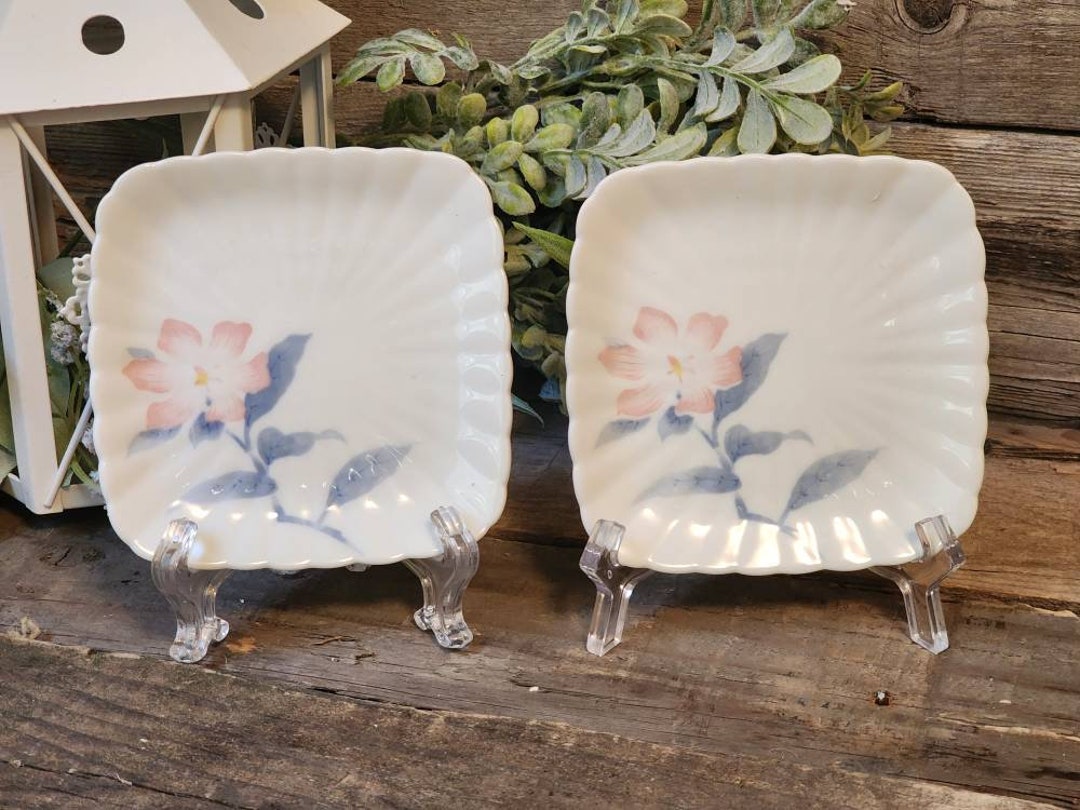 2 Vintage Japanese Square Sushi Plates. Porcelain Scalloped Edges. - Etsy