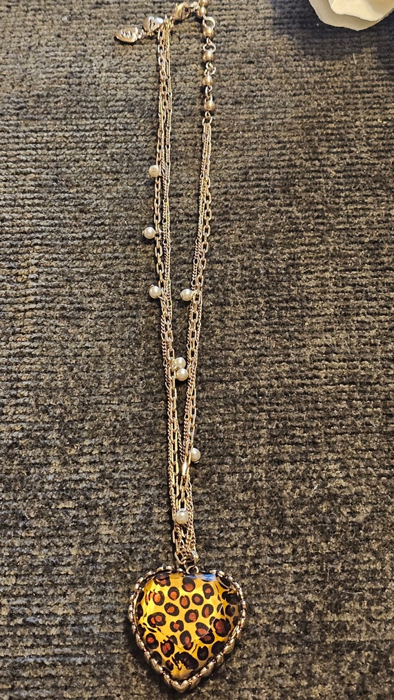 Betsy Johnson cheetah heart three twisted strands pen… - Gem