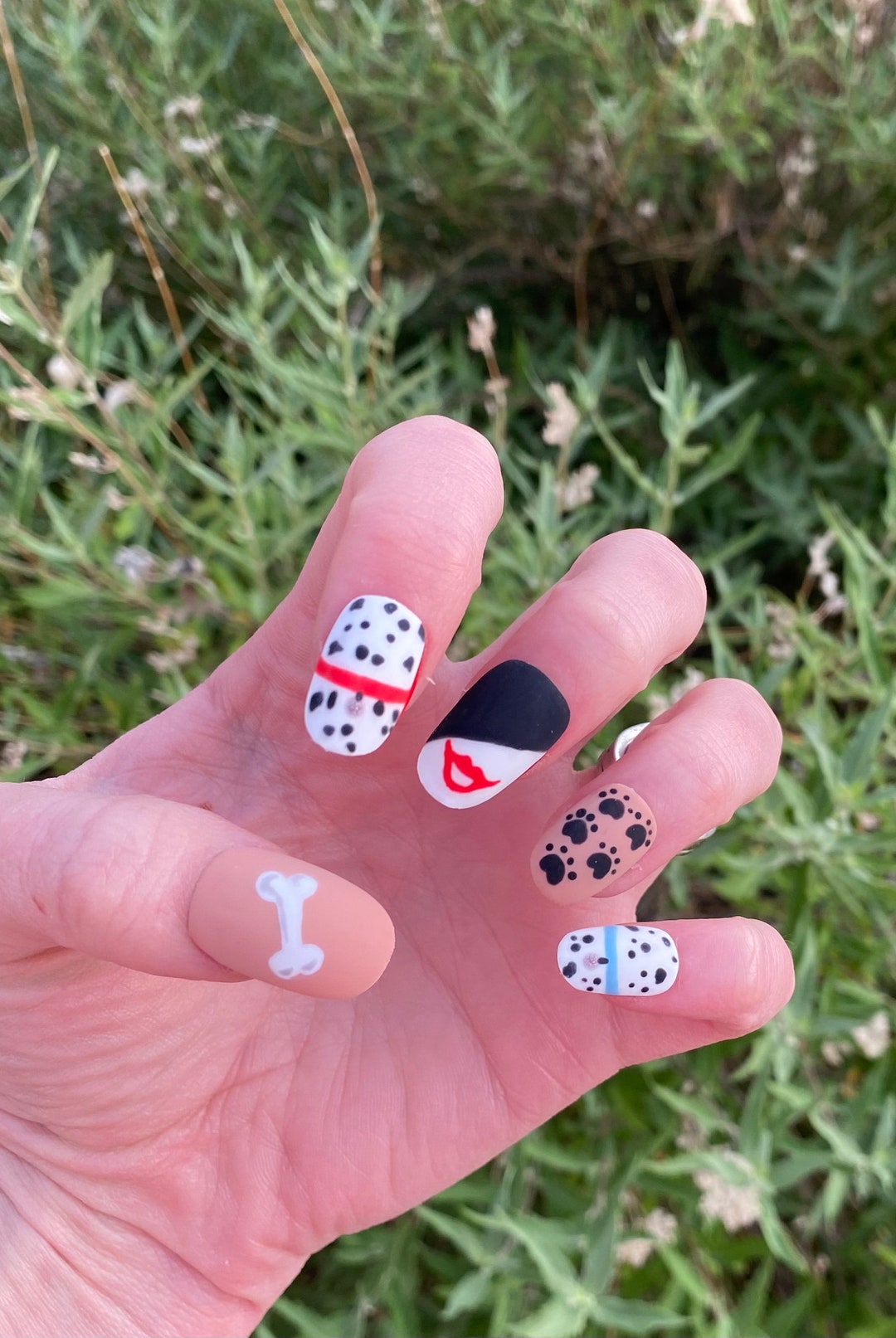 Press on Nails Cruella Devil Disney Stick on Nails - Etsy