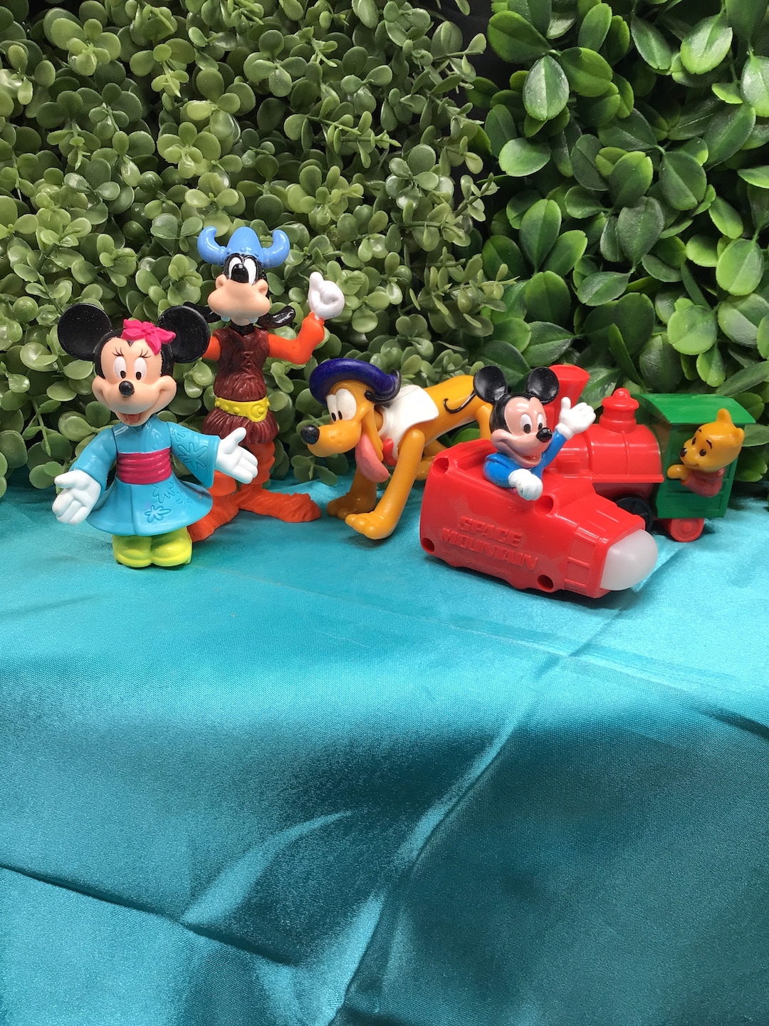 Set of 5 Disney Vinyl Plastic Toys - Etsy