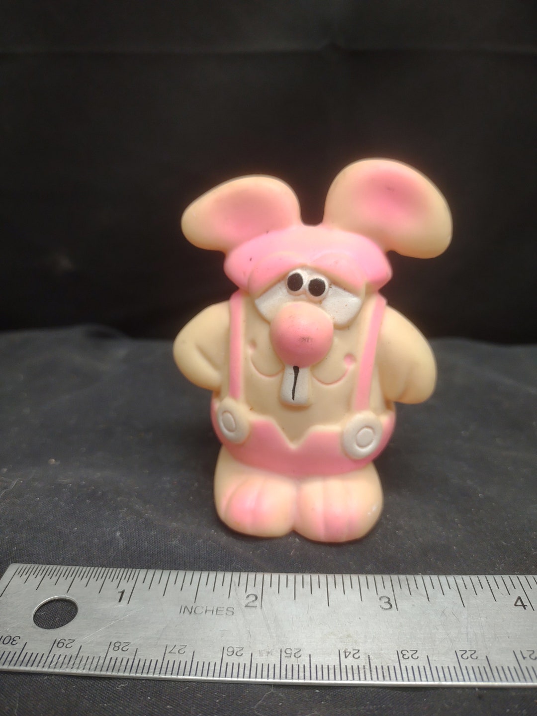 1983 Dudley Bunny Squeak Toy - Etsy