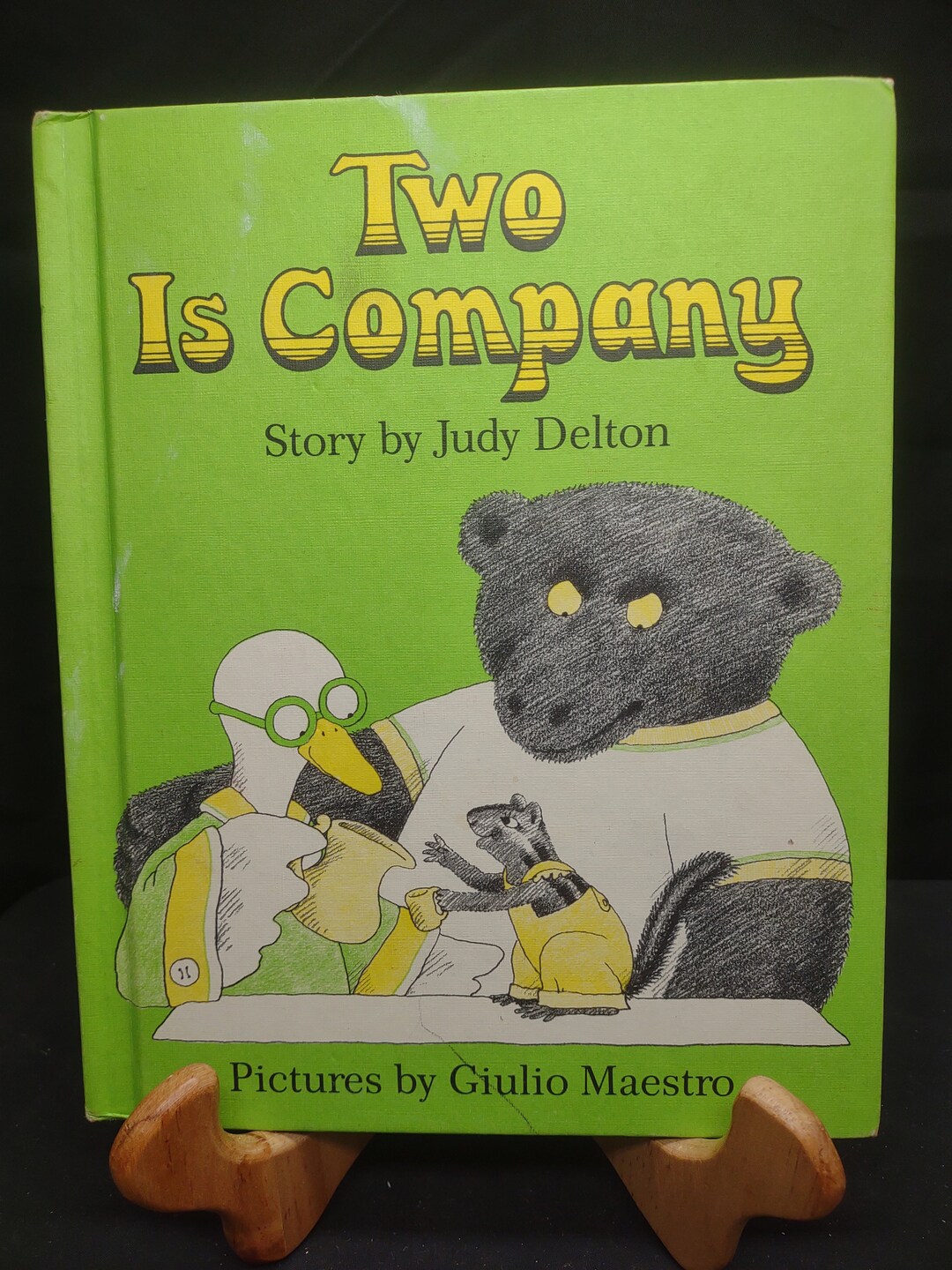 1976 Two is Company by Judy Delton - Etsy