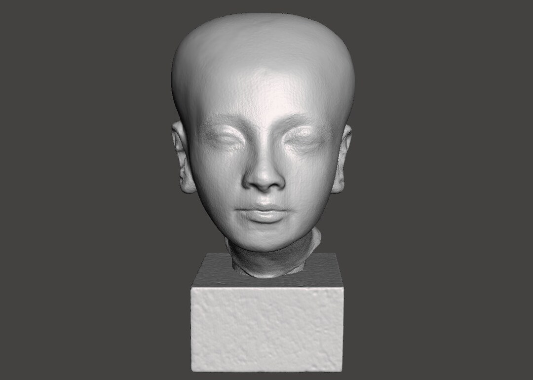 Head of Amarna Princess, Daughter of Pharaoh Akhenaton and Queen ...