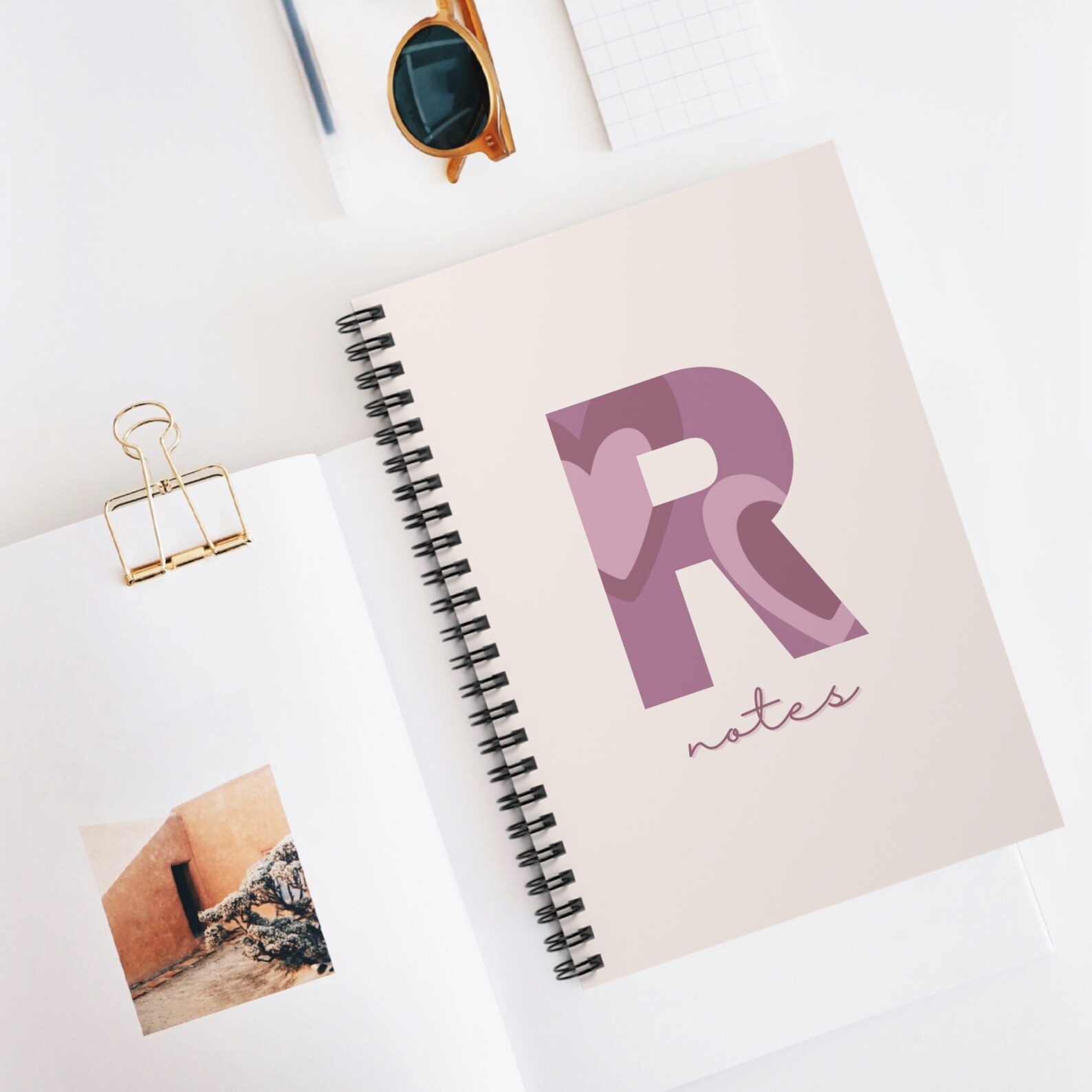 Initial 'R' Spiral Notebook: Lettering, Drawing, & Note-taking Journal ...