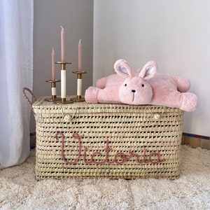 Dress up toy chest store