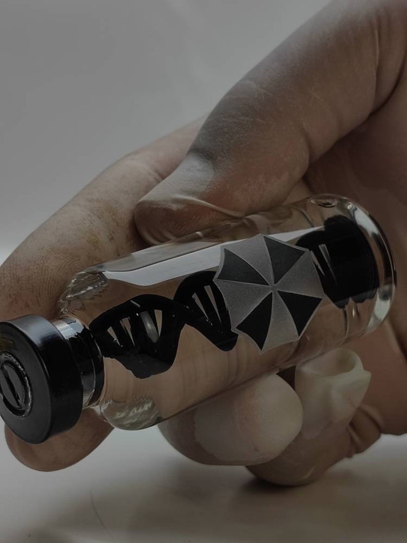 Resident Evil Uroboros Version 2 - Etsy