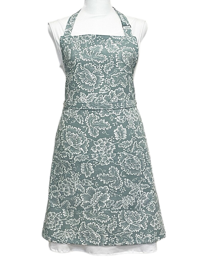 Full-length Foliage Towel Apron With Pockets Slate Gray/blue Full Size ...