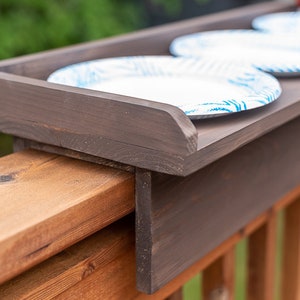 Deck Rail Table Plans, How to Build a Porch Rail Feeder, Woodworking ...