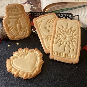 Oracle Tarot Card Cookie Cutter - the Moon. Birthday Cookie Cutter ...