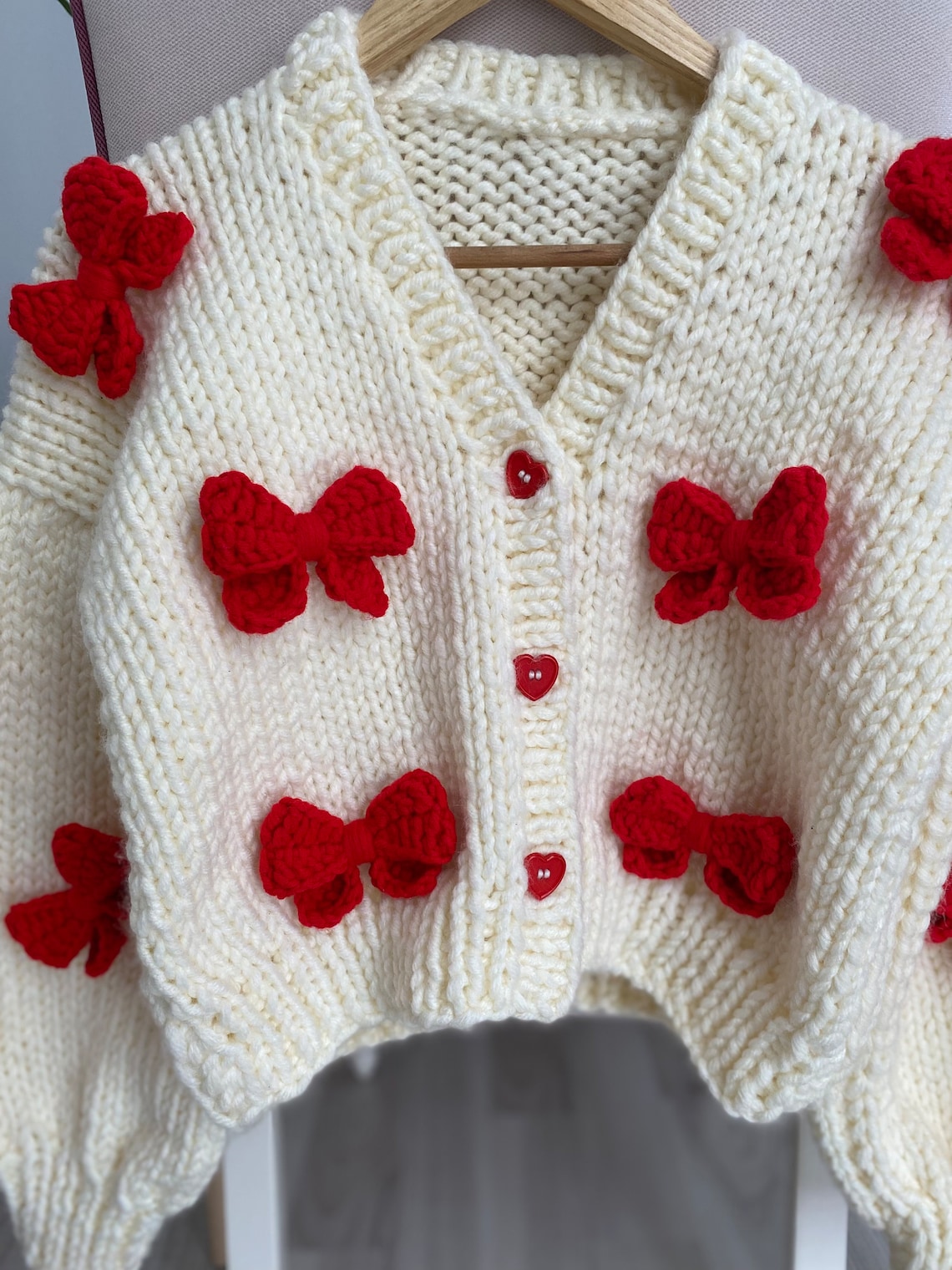 Mysisloops Red Bows Cardigan, Chunky Cropped Cardigan for Woman, White ...