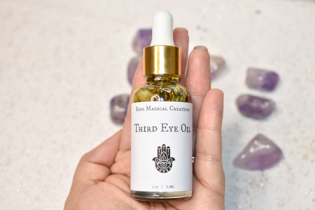 Third Eye Oil Psychic Oil Clairvoyance Anointing Oil Intention Oil - Etsy