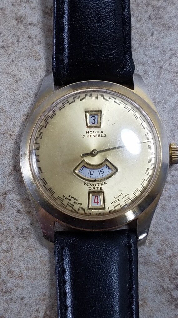 vintage mechanical wristwatch - Gem