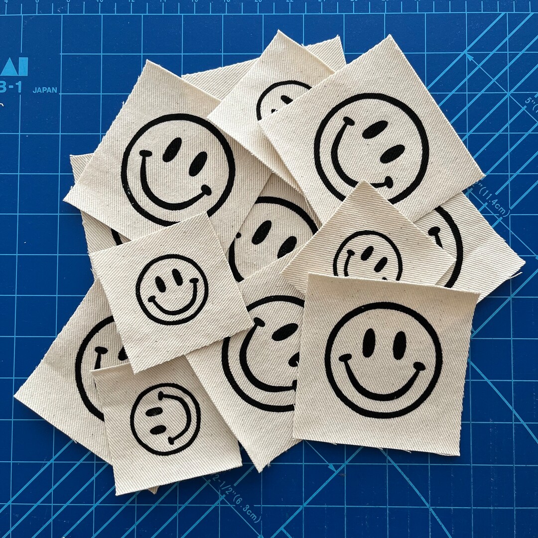 Smiley Face Linocut Sew-on Patch - Etsy