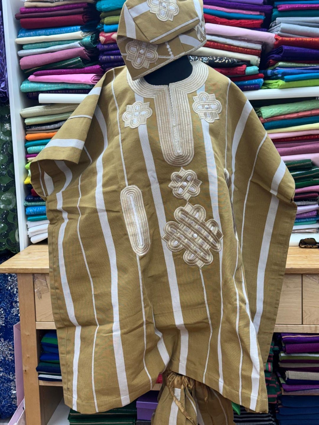 Asooke Agbada: Gold Embroidered African Men's Outfit With Hat - Etsy