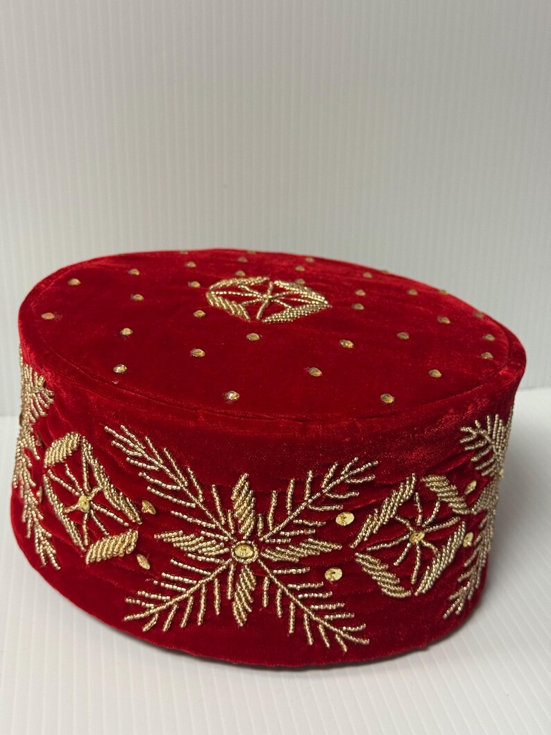 Velvet Igbo Cap With Cowrie Shells – Nigerian Royalty Hat | Traditional ...