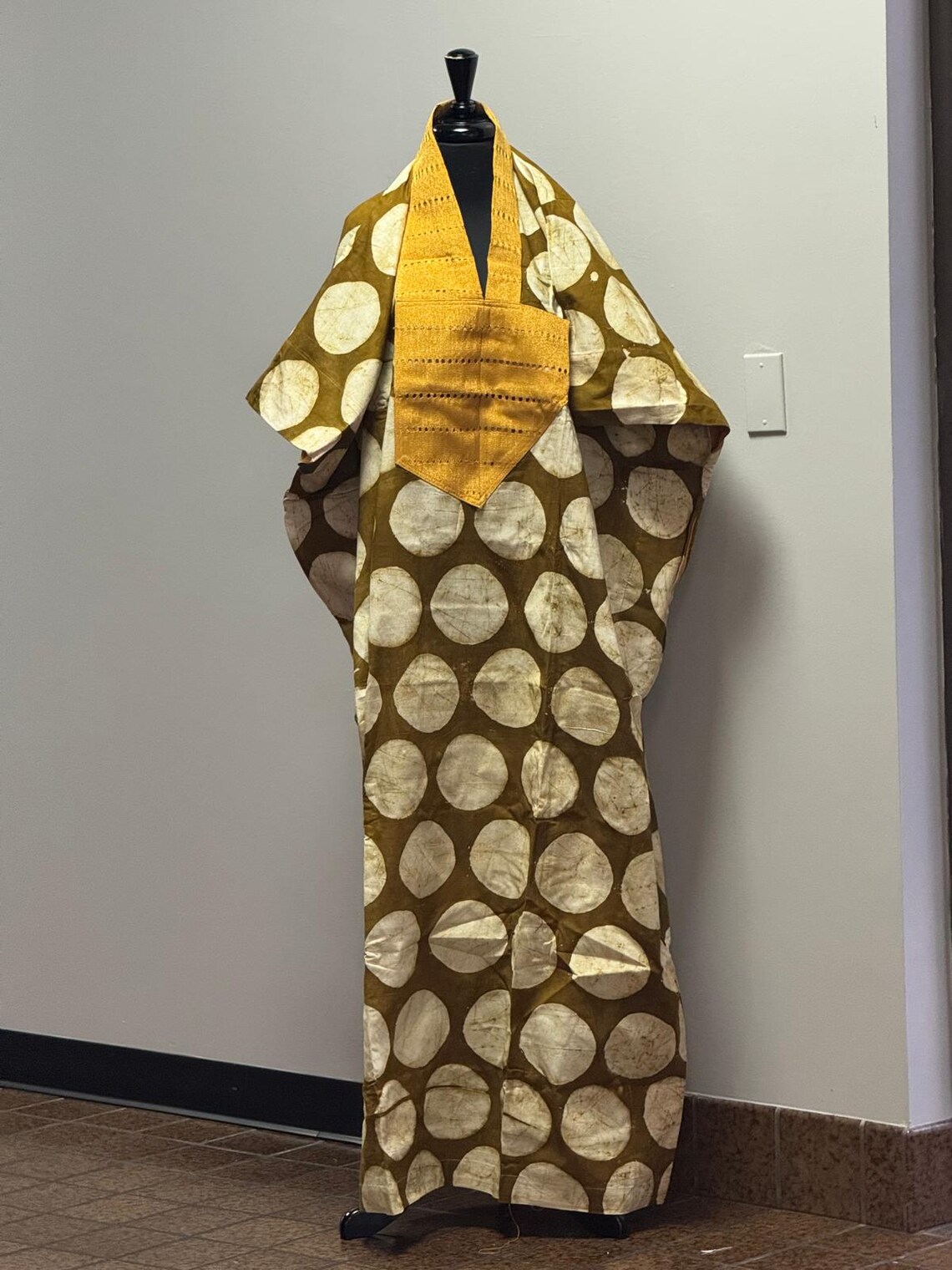 Handcrafted Yoruba Agbada: Brown & Gold Tie-dye African Robe - Etsy